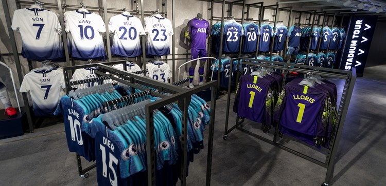 Meet legends - and Santa - at Spurs Shops! | Tottenham Hotspur