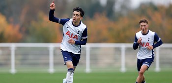 “He’s done that in training a couple of times!” – Stuart Lewis on ...