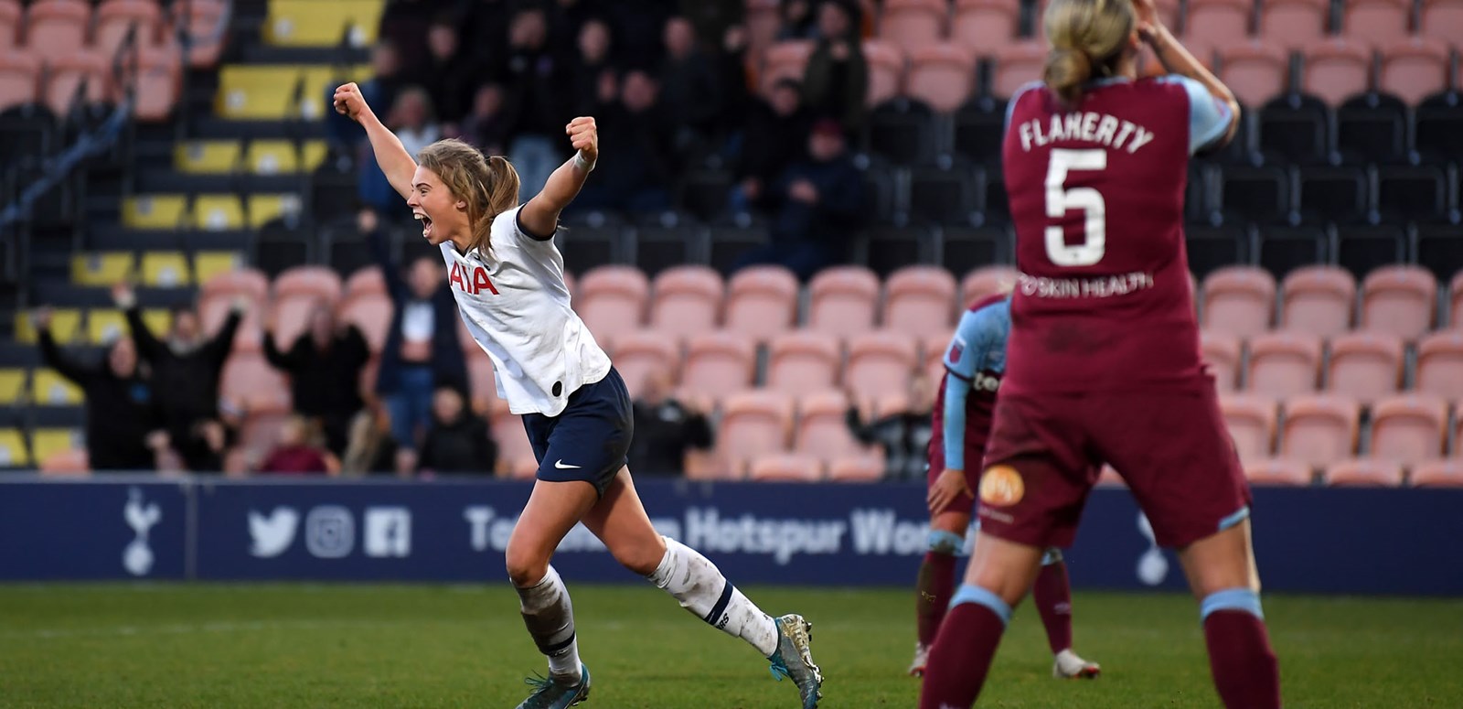 Top scorer Rianna Dean signs new deal | Tottenham Hotspur