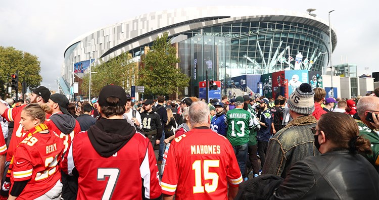 Travel information for fans attending the NFL London Games on Sunday ...