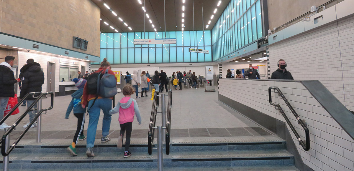 Trains | Stadium | Tottenham Hotspur