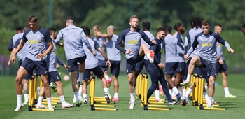 Spurs vs United | How to watch, team news, kit colours, key information ...