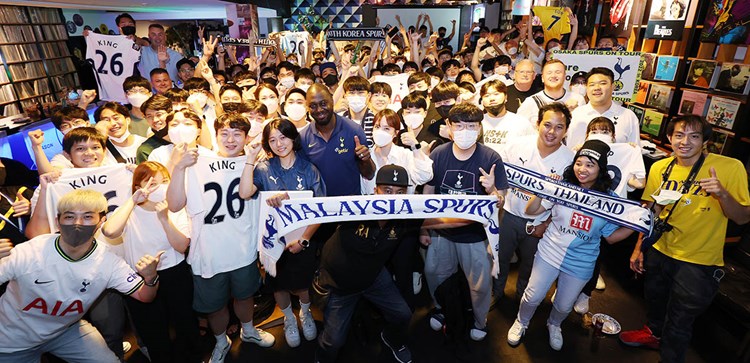 Spurs in Korea - Ledley delights fans in Seoul | Tottenham Hotspur