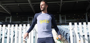 Sweat, bonding and... Jason Mraz - Madders’ first Tour as a Spur ...